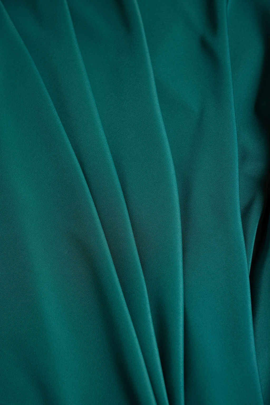 Hunter Green Poly – Blank Canvas Event Rentals